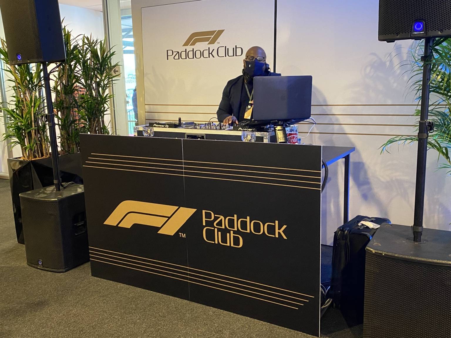 【F1】パドッククラブ初潜入！3年ぶり開催の「日本グランプリ」観戦レポート!! | ULTRA SPORTS（ウルトラスポーツ）